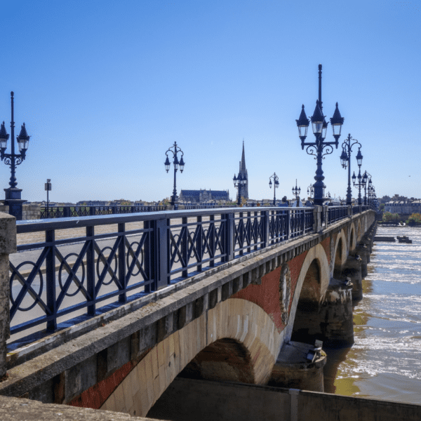 Bordeaux Bridges: 8 Historic Structures You Must See - Free walking ...